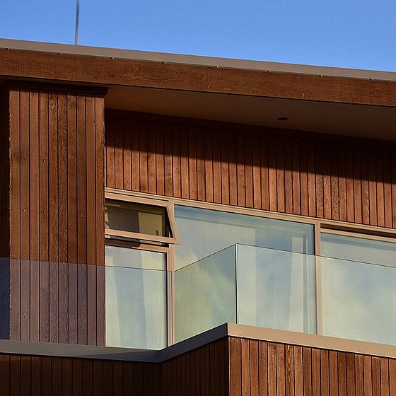 צבע לעץ חצי שקוף על בסיס מים בשכבה אחת אוף וויט NT4016 פלאד Flood Semi ...