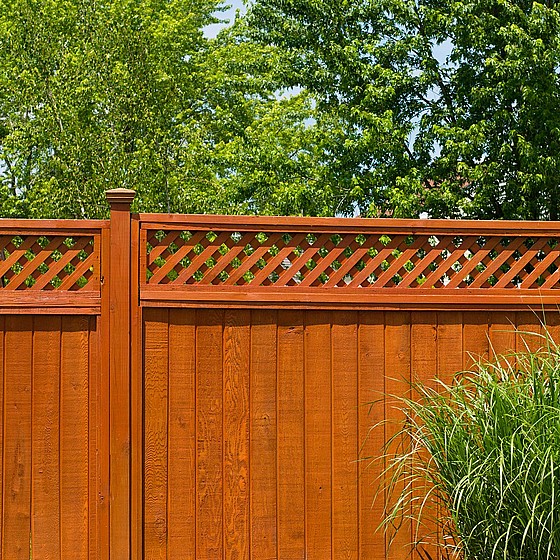 צבע לעץ חצי שקוף על בסיס מים פלאד Flood Semi Transparent